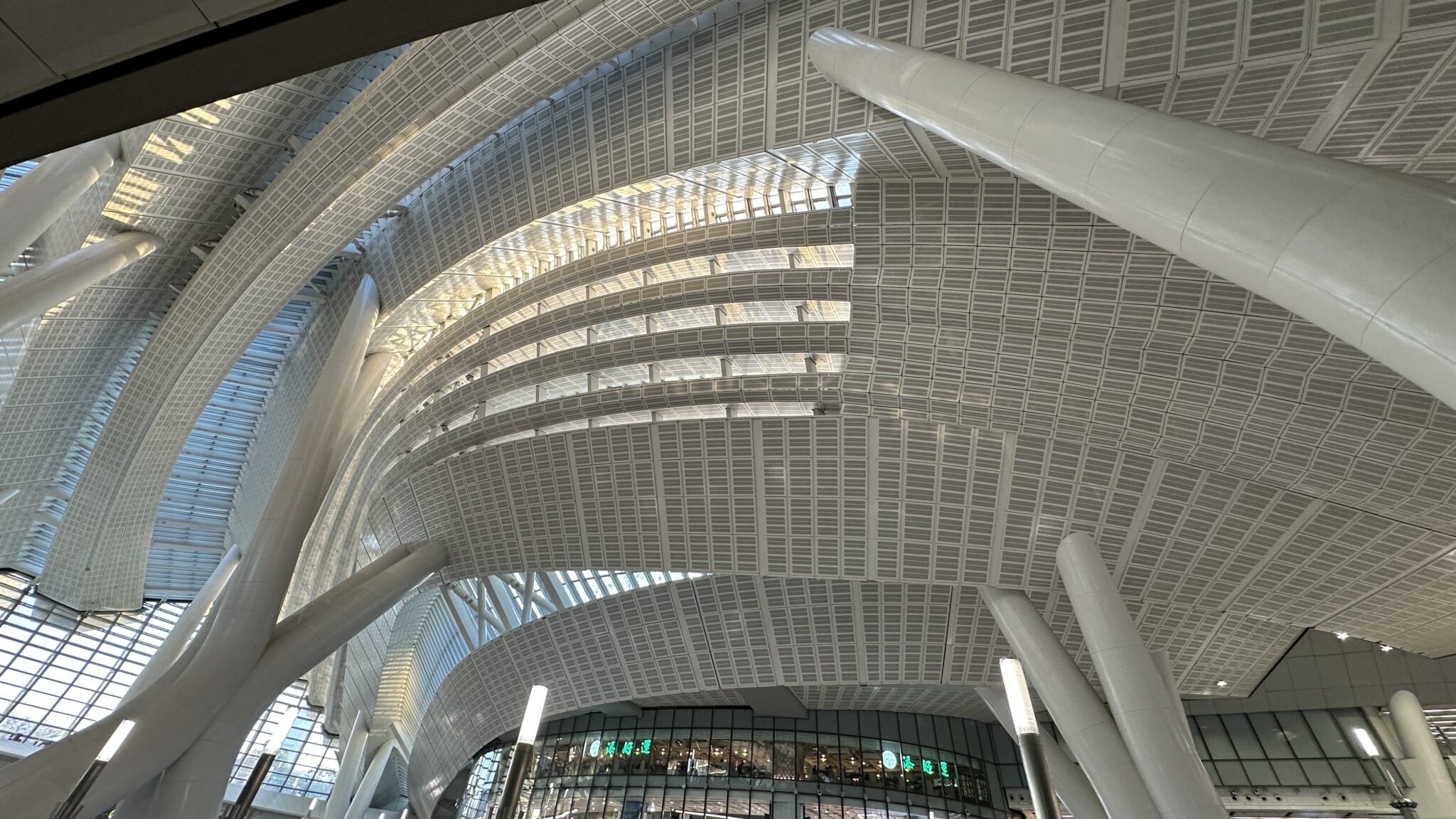 7 Ways Ceiling Projection Mapping Transforms Your Space